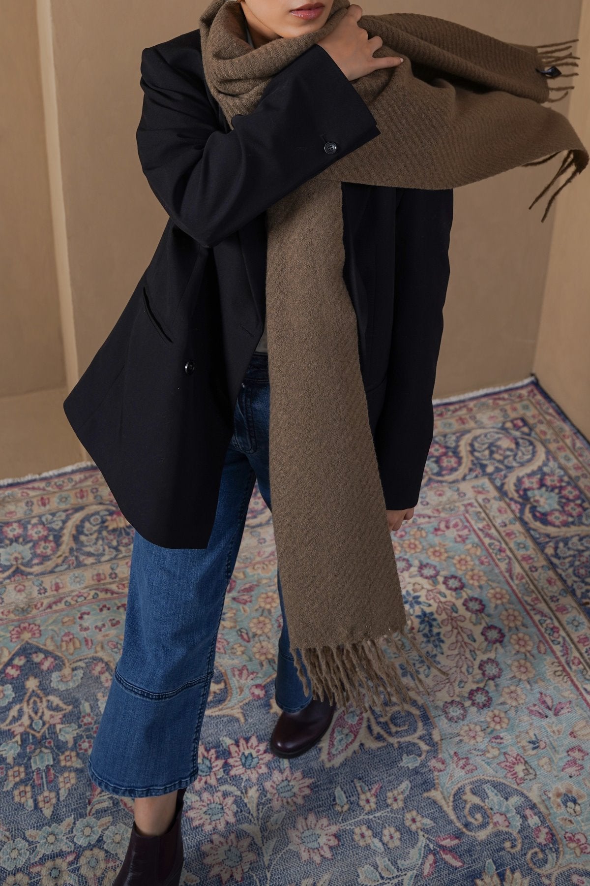 COZY WEAVE SCARF – LAMA GLOBAL