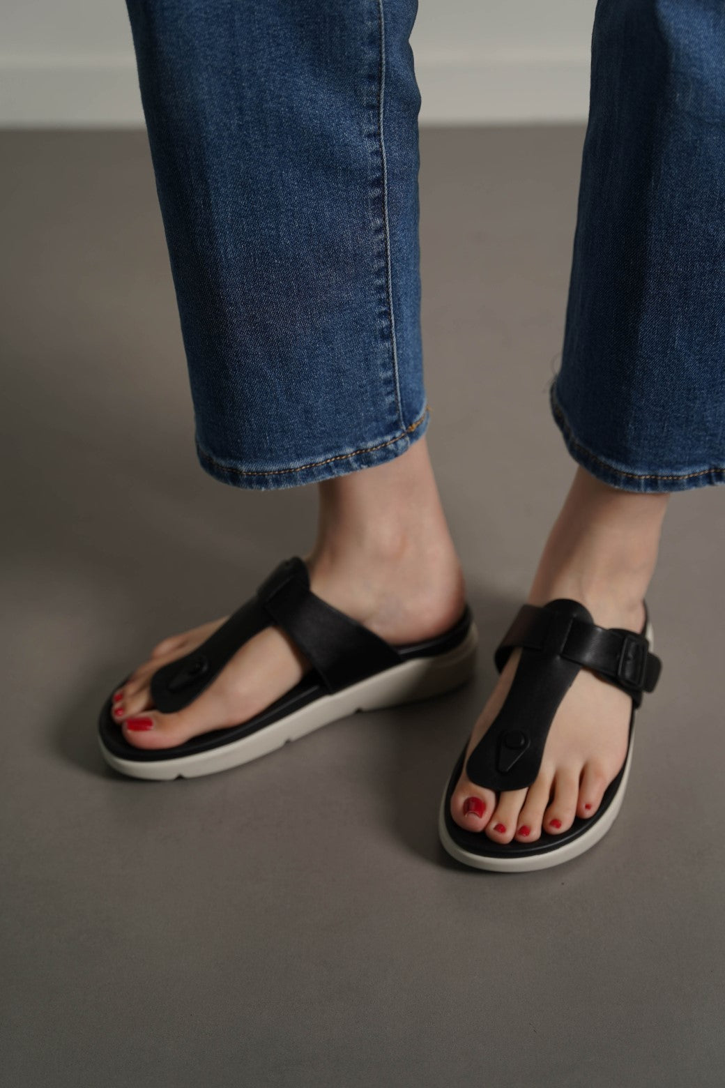 MAMA FLY FLOPS – LAMA RETAIL International